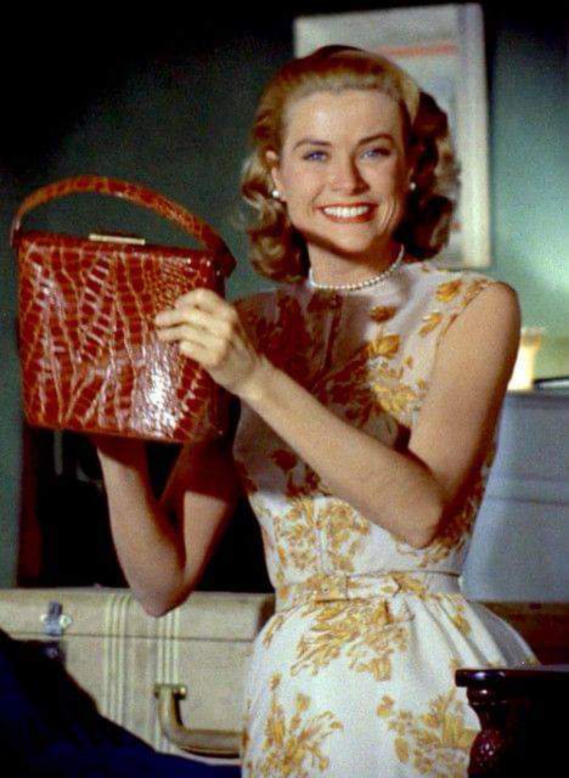 Grace Kelly ~ Rear Window, 1954 – Vintage Hollywood Nouveau